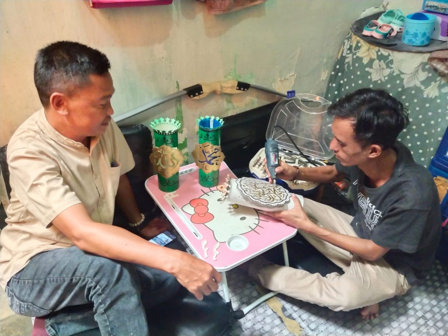 Potensi yang Terabaikan: Kisah Yuda, Perajin Paralon dari Kuningan yang ...